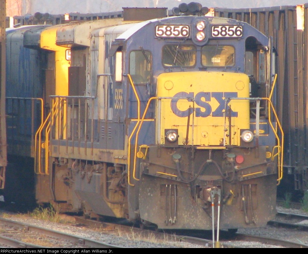 CSXT 5856
